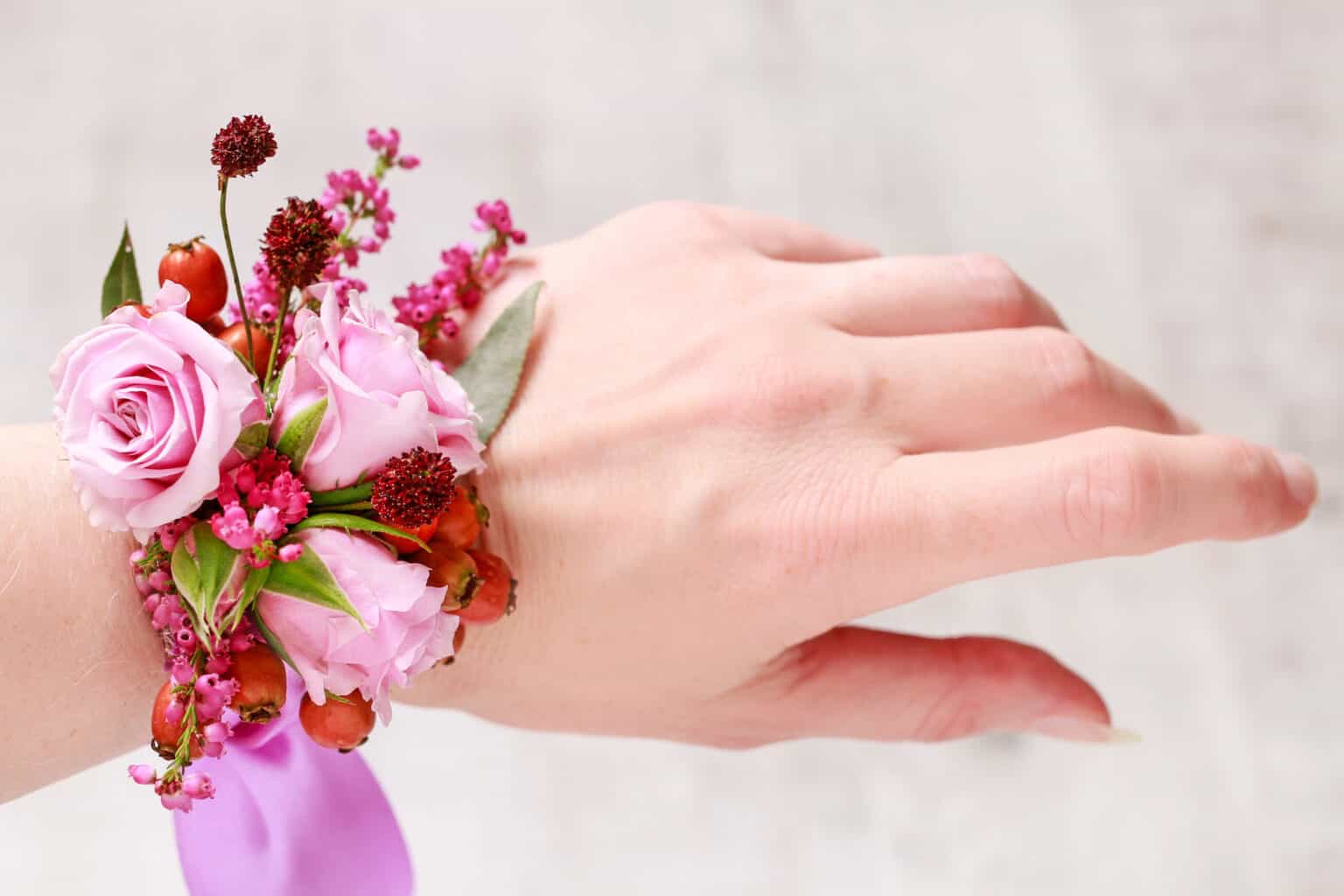 How to Make a Corsage in 5 Easy Steps - WildFlower - WildFlower
